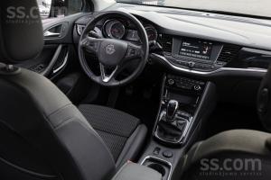 Melns Opel Astra 2021 Jelgava, ar dzinēja tilpumu 1.20 L un nobraukumu 0 tūkst. km par 8750 €, foto 14 vietnē AUTOMOTO.COM.LV