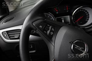 Melns Opel Astra 2021 Jelgava, ar dzinēja tilpumu 1.20 L un nobraukumu 0 tūkst. km par 8750 €, foto 26 vietnē AUTOMOTO.COM.LV