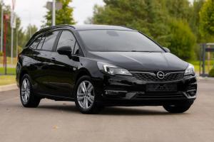 Black Opel Astra 2021 in Jelgava, with an engine capacity of 1.20 L and mileage of 55 thousand km for 8750 €, photo 4 on AUTOMOTO.COM.LV