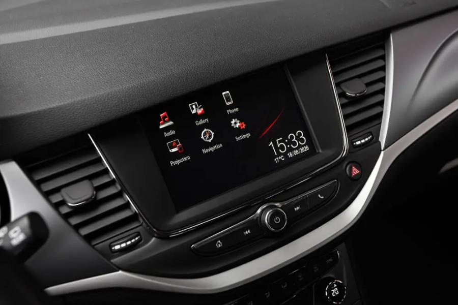 Black Opel Astra 2021 in Jelgava, with an engine capacity of 1.20 L and mileage of 55 thousand km for 8750 €, photo 20 on AUTOMOTO.COM.LV