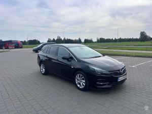 Black Opel Astra 2021 in Marijampole, with an engine capacity of 1.34 L and mileage of 190 thousand km for 5590 €, photo 7 on AUTOMOTO.COM.LV