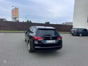 Black Opel Astra 2021 in Marijampole, with an engine capacity of 1.34 L and mileage of 190 thousand km for 5590 €, photo 9 on AUTOMOTO.COM.LV