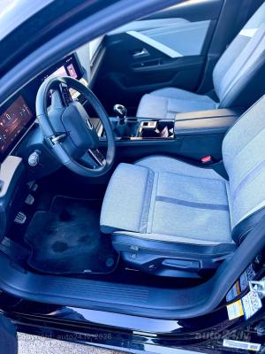 Black Opel Astra 2022 in Viljandi, with an engine capacity of 1.20 L and mileage of 89 thousand km for 16800 €, photo 10 on AUTOMOTO.COM.LV