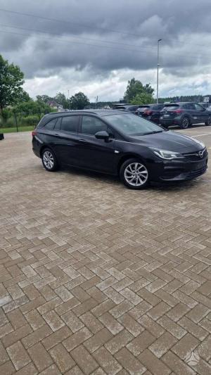 Melns Opel Astra 2022 Tauragė, ar dzinēja tilpumu 1.50 L un nobraukumu 228 tūkst. km par 5600 €, foto  vietnē AUTOMOTO.COM.LV