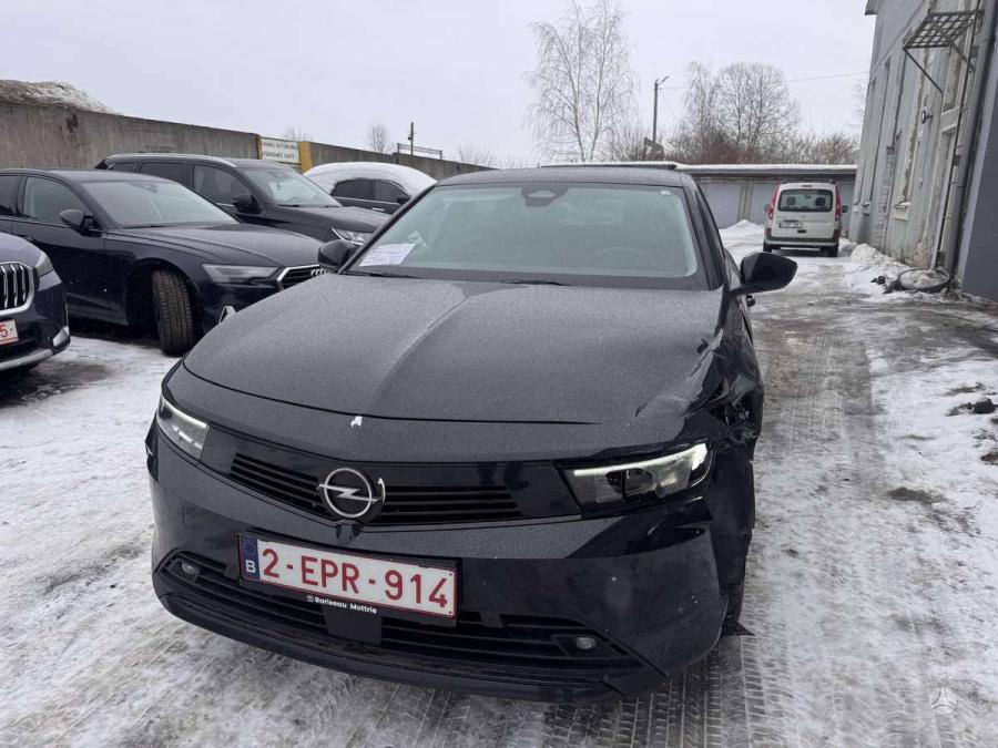 Melns Opel Astra 2023 Viļņa, ar dzinēja tilpumu 1.20 L un nobraukumu 57 tūkst. km par 9317 €, foto 1 vietnē AUTOMOTO.COM.LV