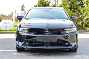 Melns Opel Astra 2023 Kretinga, ar dzinēja tilpumu 1.50 L un nobraukumu 11 tūkst. km par 18900 €, foto 4 vietnē AUTOMOTO.COM.LV