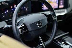 Melns Opel Astra 2023 Kretinga, ar dzinēja tilpumu 1.50 L un nobraukumu 11 tūkst. km par 18900 €, foto 20 vietnē AUTOMOTO.COM.LV