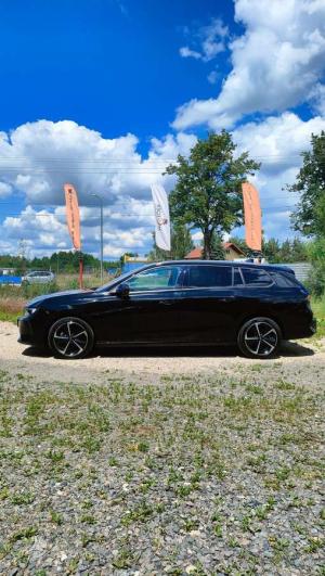 Black Opel Astra 2023 in Vilnius, with an engine capacity of 1.50 L and mileage of 78 thousand km for 18392 €, photo 5 on AUTOMOTO.COM.LV