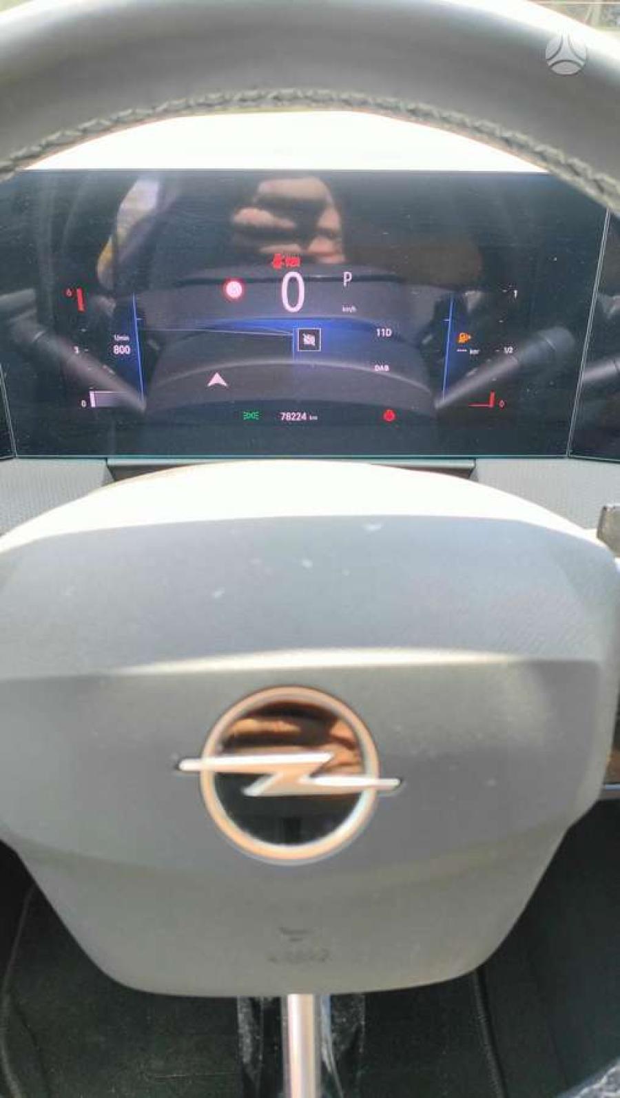 Black Opel Astra 2023 in Vilnius, with an engine capacity of 1.50 L and mileage of 78 thousand km for 18392 €, photo 24 on AUTOMOTO.COM.LV