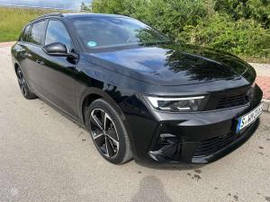 Melns Opel Astra 2024 Telšiai, ar dzinēja tilpumu 1.50 L un nobraukumu 97 tūkst. km par 16940 €, foto 29 vietnē AUTOMOTO.COM.LV