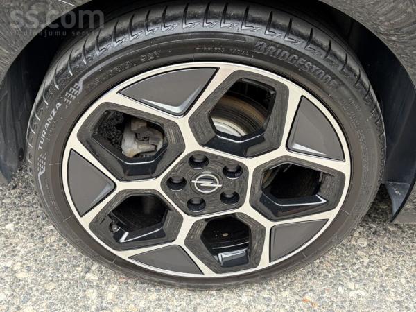 Melns Opel Astra 2024 Rīga, ar dzinēja tilpumu 1.50 L un nobraukumu 149 tūkst. km par 16900 €, foto 8 vietnē AUTOMOTO.COM.LV
