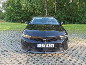 Black Opel Astra 2024 in Kaunas, with an engine capacity of 1.20 L and mileage of 59 thousand km for 15900 €, photo 6 on AUTOMOTO.COM.LV