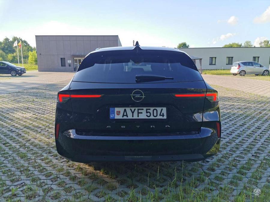 Black Opel Astra 2024 in Kaunas, with an engine capacity of 1.20 L and mileage of 59 thousand km for 15900 €, photo 9 on AUTOMOTO.COM.LV