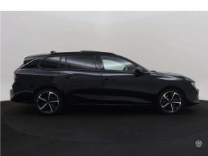 Black Opel Astra 2024 in Vilnius, with an engine capacity of 1.50 L and mileage of 216 thousand km for 12800 €, photo 9 on AUTOMOTO.COM.LV