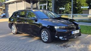 Black Opel Astra 2025 in Riga, with an engine capacity of 1.20 L and mileage of 15 thousand km for 20200 €, photo 3 on AUTOMOTO.COM.LV