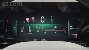 Black Opel Astra 2025 in Riga, with an engine capacity of 1.20 L and mileage of 15 thousand km for 20200 €, photo 9 on AUTOMOTO.COM.LV
