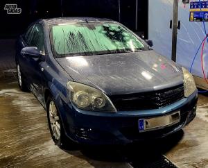 Zils Opel Astra 2007 Viļņa, ar dzinēja tilpumu 1.90 L un nobraukumu 440 tūkst. km par 1100 €, foto 5 vietnē AUTOMOTO.COM.LV