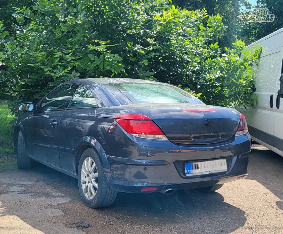 Zils Opel Astra 2007 Viļņa, ar dzinēja tilpumu 1.90 L un nobraukumu 440 tūkst. km par 1100 €, foto 9 vietnē AUTOMOTO.COM.LV
