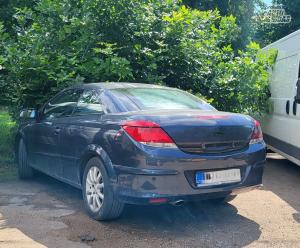 Blue Opel Astra 2007 in Vilnius, with an engine capacity of 1.90 L and mileage of 440 thousand km for 1100 €, photo 8 on AUTOMOTO.COM.LV