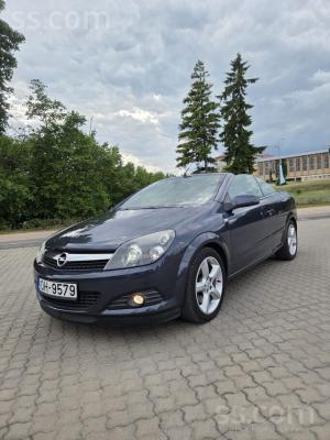 Zils Opel Astra 2007 Jelgava, ar dzinēja tilpumu 1.90 L un nobraukumu 278 tūkst. km par 3600 €, foto  vietnē AUTOMOTO.COM.LV