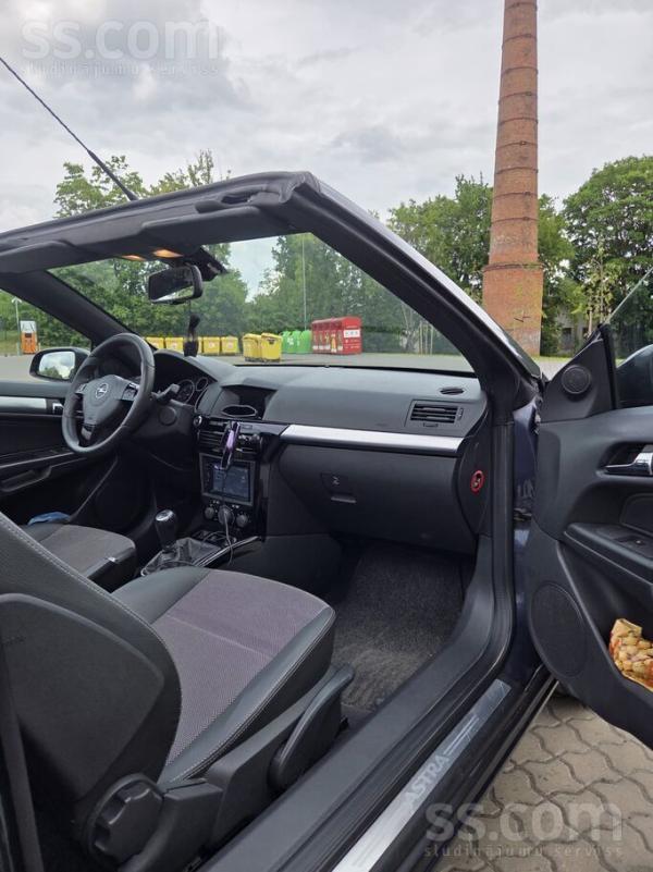 Zils Opel Astra 2007 Jelgava, ar dzinēja tilpumu 1.90 L un nobraukumu 278 tūkst. km par 3600 €, foto 7 vietnē AUTOMOTO.COM.LV