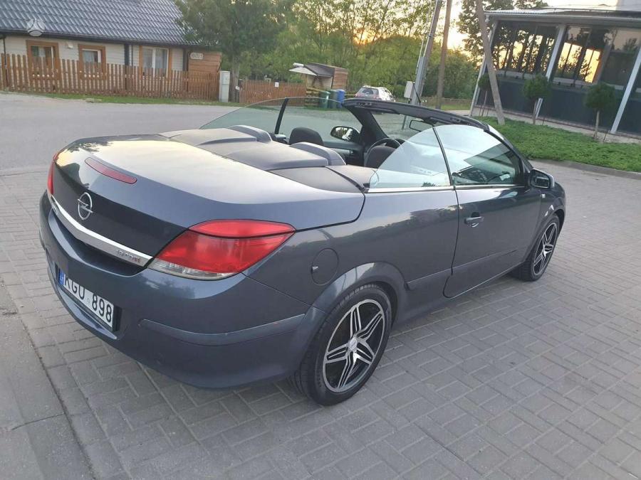 Zils Opel Astra 2008 Vilkaviškis, ar dzinēja tilpumu 0.11 L un nobraukumu 260 tūkst. km par 1850 €, foto 4 vietnē AUTOMOTO.COM.LV