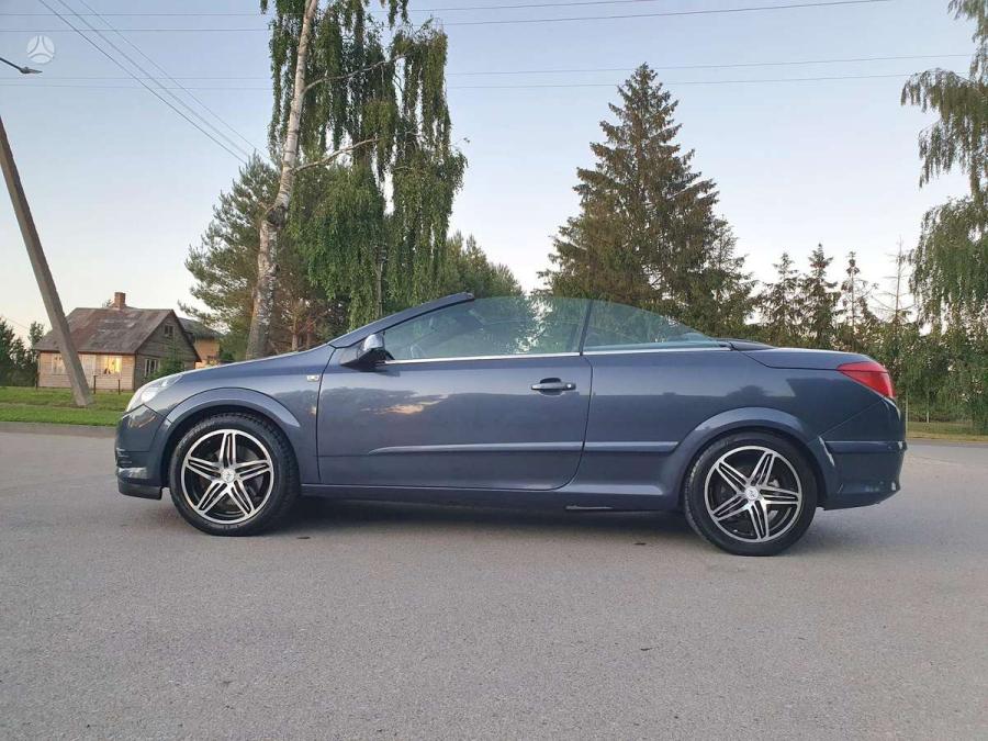 Zils Opel Astra 2008 Vilkaviškis, ar dzinēja tilpumu 0.11 L un nobraukumu 260 tūkst. km par 1850 €, foto 9 vietnē AUTOMOTO.COM.LV