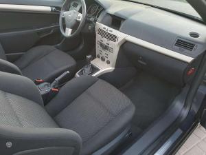Zils Opel Astra 2008 Vilkaviškis, ar dzinēja tilpumu 0.11 L un nobraukumu 260 tūkst. km par 1850 €, foto 16 vietnē AUTOMOTO.COM.LV