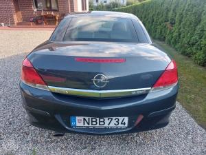 Синий Опель Астра 2009 в Алитус, объемом двигателя 1.90 л и пробегом 240 тыс. км за 2600 €, фото 8 на AUTOMOTO.COM.LV