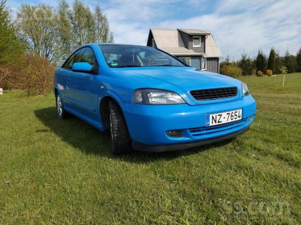 Zils Opel Astra 2000 Rīga, ar dzinēja tilpumu 1.80 L un nobraukumu 174 tūkst. km par 1350 €, foto 2 vietnē AUTOMOTO.COM.LV