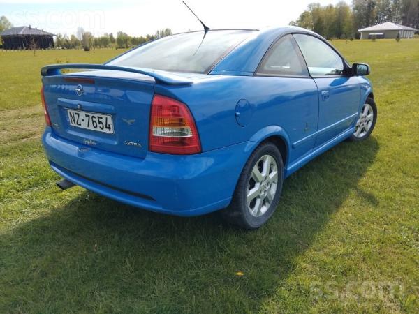 Zils Opel Astra 2000 Rīga, ar dzinēja tilpumu 1.80 L un nobraukumu 174 tūkst. km par 1350 €, foto 4 vietnē AUTOMOTO.COM.LV
