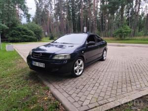 Zils Opel Astra 2000 Saldus, ar dzinēja tilpumu 1.80 L un nobraukumu 356 tūkst. km par 1150 €, foto  vietnē AUTOMOTO.COM.LV
