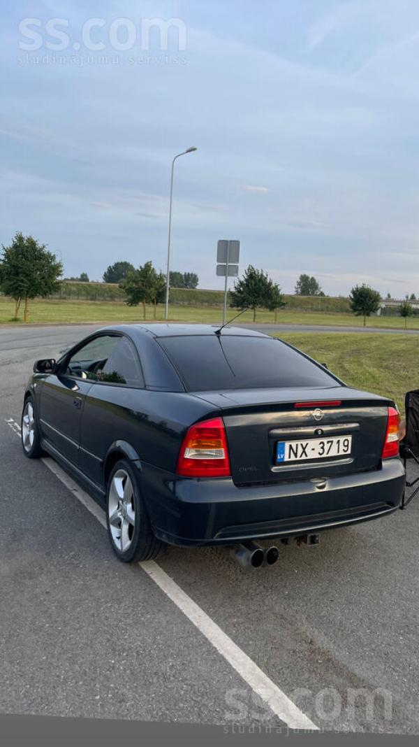 Zils Opel Astra 2000 Rīga, ar dzinēja tilpumu 1.80 L un nobraukumu 276 tūkst. km par 1750 €, foto 3 vietnē AUTOMOTO.COM.LV