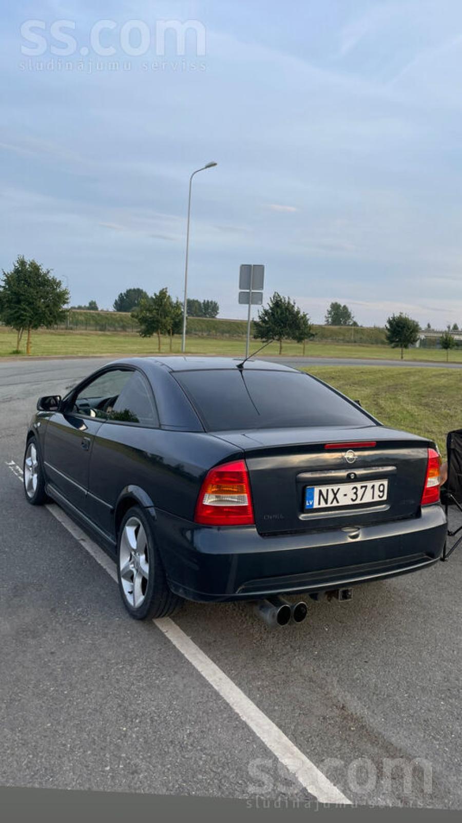 Zils Opel Astra 2000 Rīga, ar dzinēja tilpumu 1.80 L un nobraukumu 276 tūkst. km par 1750 €, foto 3 vietnē AUTOMOTO.COM.LV