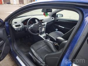 Zils Opel Astra 2005 Rīga, ar dzinēja tilpumu 1.90 L un nobraukumu 428 tūkst. km par 1790 €, foto 10 vietnē AUTOMOTO.COM.LV