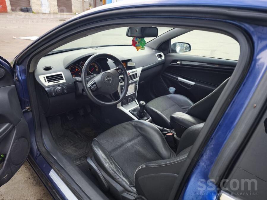 Zils Opel Astra 2005 Rīga, ar dzinēja tilpumu 1.90 L un nobraukumu 428 tūkst. km par 1790 €, foto 10 vietnē AUTOMOTO.COM.LV
