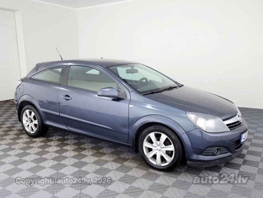 Blue Opel Astra 2007 in Tallinn, with an engine capacity of 1.40 L and mileage of 292 thousand km for 1099 €, photo 1 on AUTOMOTO.COM.LV