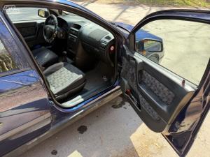 Blue Opel Astra 1998 in Vilnius, with an engine capacity of 1.60 L and mileage of 221 thousand km for 900 €, photo 17 on AUTOMOTO.COM.LV