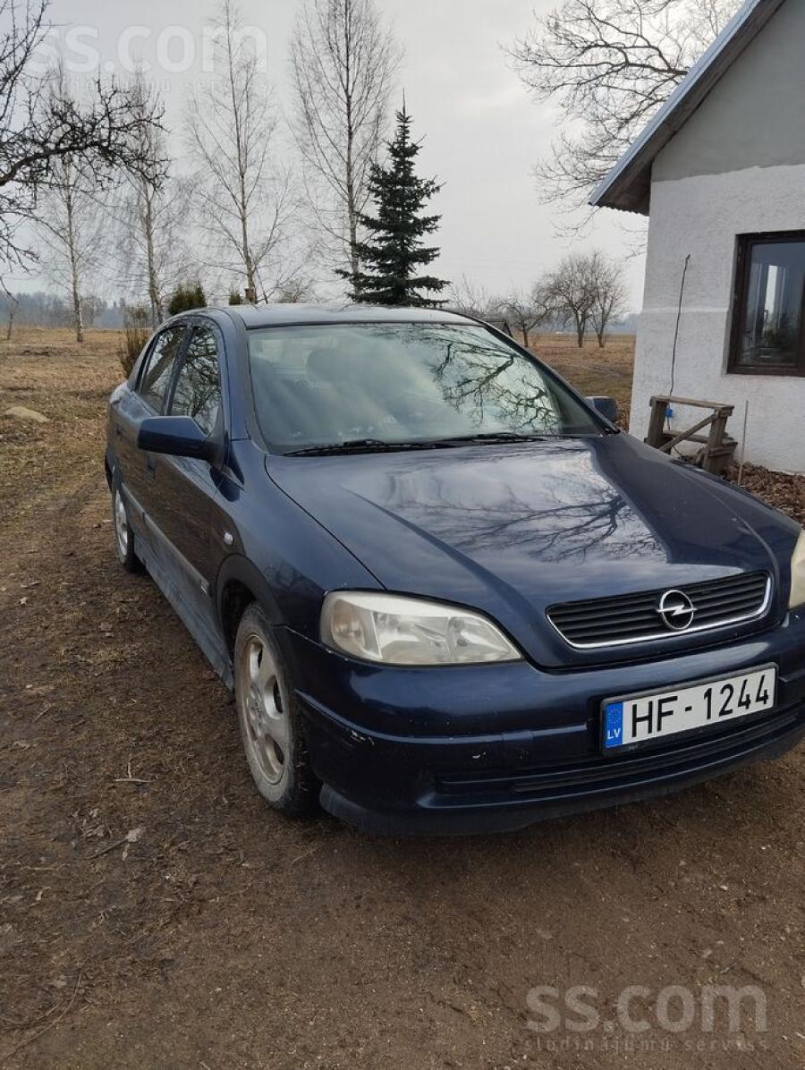 Zils Opel Astra 1998 Saldus, ar dzinēja tilpumu 1.80 L un nobraukumu 229 tūkst. km par 750 €, foto 3 vietnē AUTOMOTO.COM.LV