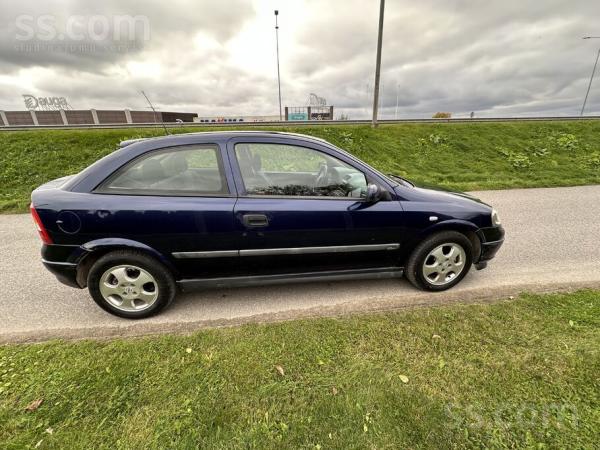 Zils Opel Astra 1999 Ogre, ar dzinēja tilpumu 1.60 L un nobraukumu 145 tūkst. km par 700 €, foto 5 vietnē AUTOMOTO.COM.LV