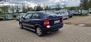 Blue Opel Astra 2000 in Valmiera, with an engine capacity of 1.60 L and mileage of 296 thousand km for 870 €, photo 5 on AUTOMOTO.COM.LV