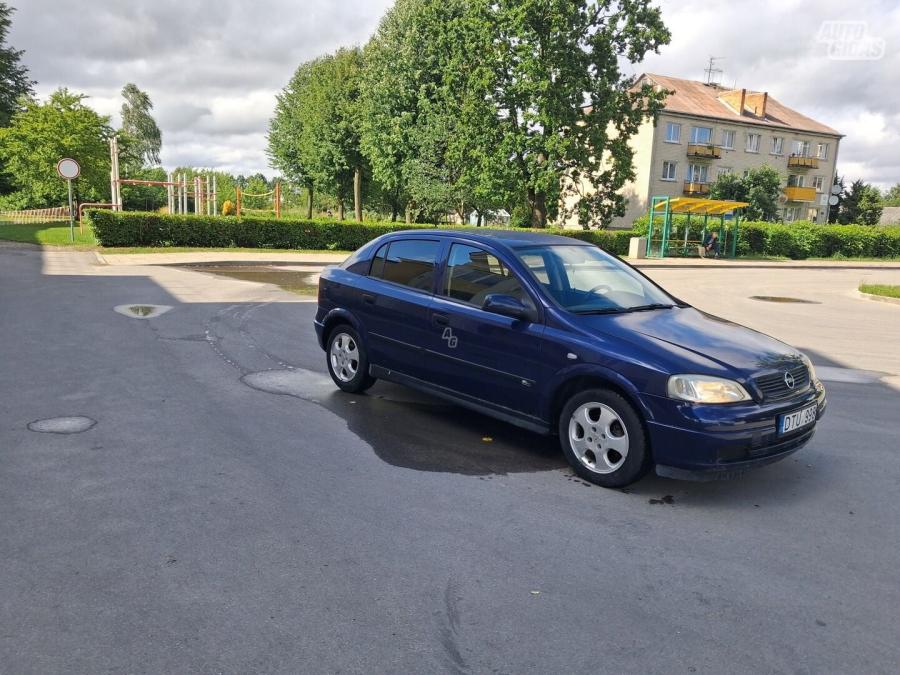 Zils Opel Astra 2000 Viļņa, ar dzinēja tilpumu 1.60 L un nobraukumu 173 tūkst. km par 1000 €, foto 4 vietnē AUTOMOTO.COM.LV