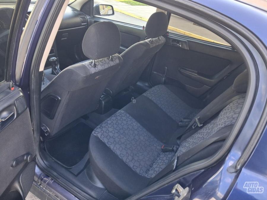 Zils Opel Astra 2000 Viļņa, ar dzinēja tilpumu 1.60 L un nobraukumu 173 tūkst. km par 1000 €, foto 9 vietnē AUTOMOTO.COM.LV