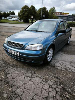 Blue Opel Astra 2000 in Siauliai, with an engine capacity of 1.60 L and mileage of 208 thousand km for 550 €, photo 3 on AUTOMOTO.COM.LV