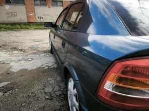 Blue Opel Astra 2000 in Siauliai, with an engine capacity of 1.60 L and mileage of 208 thousand km for 550 €, photo 5 on AUTOMOTO.COM.LV