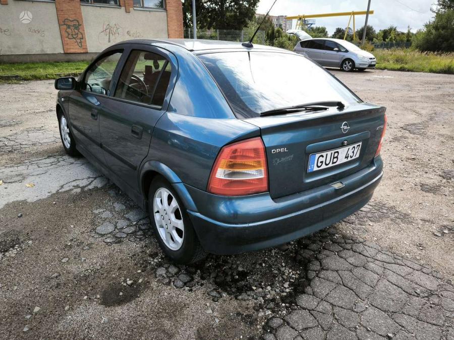 Blue Opel Astra 2000 in Siauliai, with an engine capacity of 1.60 L and mileage of 208 thousand km for 550 €, photo 6 on AUTOMOTO.COM.LV