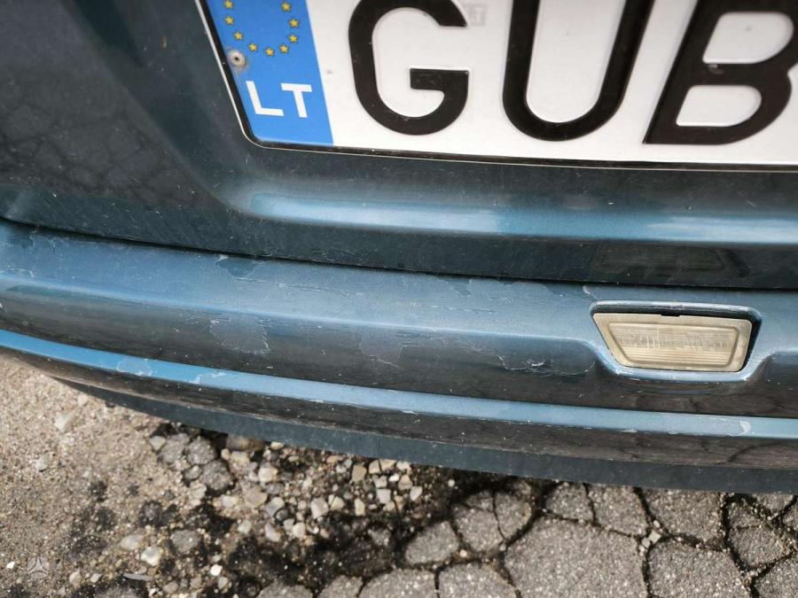 Blue Opel Astra 2000 in Siauliai, with an engine capacity of 1.60 L and mileage of 208 thousand km for 550 €, photo 9 on AUTOMOTO.COM.LV
