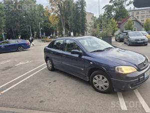 Zils Opel Astra 2001 Rīga, ar dzinēja tilpumu 1.60 L un nobraukumu 241 tūkst. km par 990 €, foto 3 vietnē AUTOMOTO.COM.LV