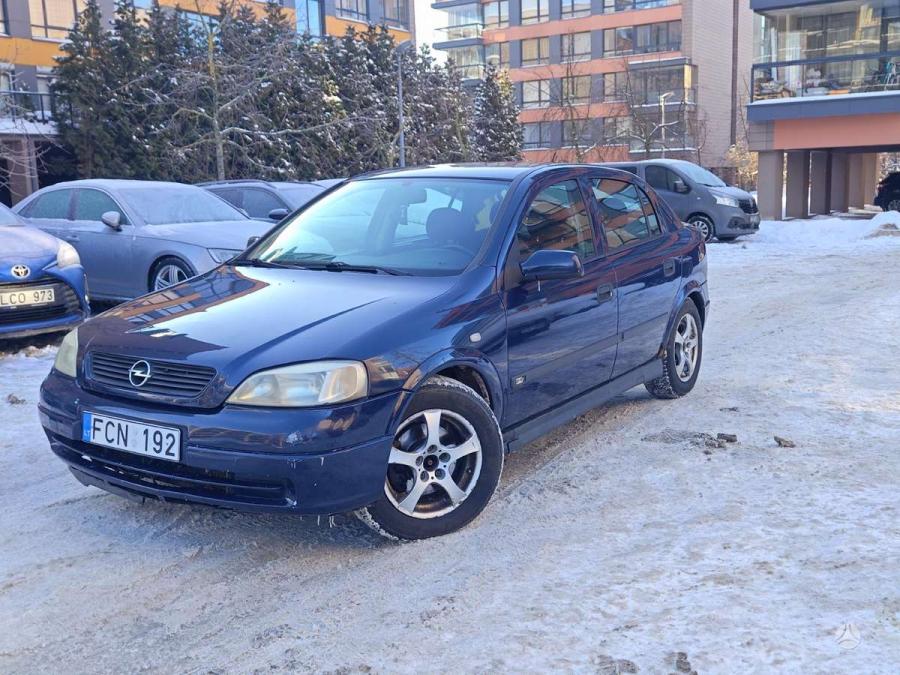 Zils Opel Astra 2002 Viļņa, ar dzinēja tilpumu 2.00 L un nobraukumu 236 tūkst. km par 1250 €, foto 1 vietnē AUTOMOTO.COM.LV