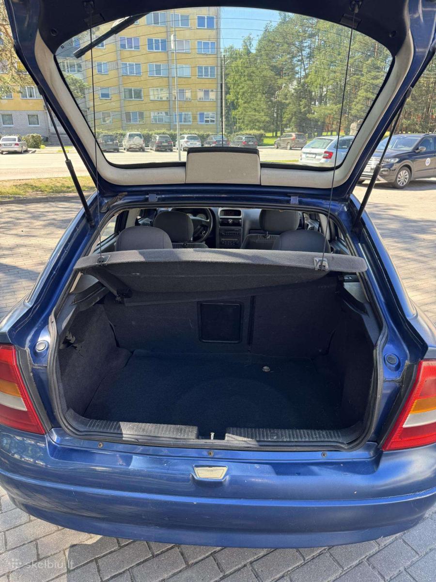 Blue Opel Astra 2002 in Kazlu Ruda, with an engine capacity of 1.70 L and mileage of 264 thousand km for 750 €, photo 15 on AUTOMOTO.COM.LV